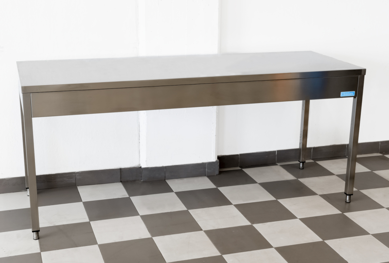 Tavoli INOX - Cucine Crociati